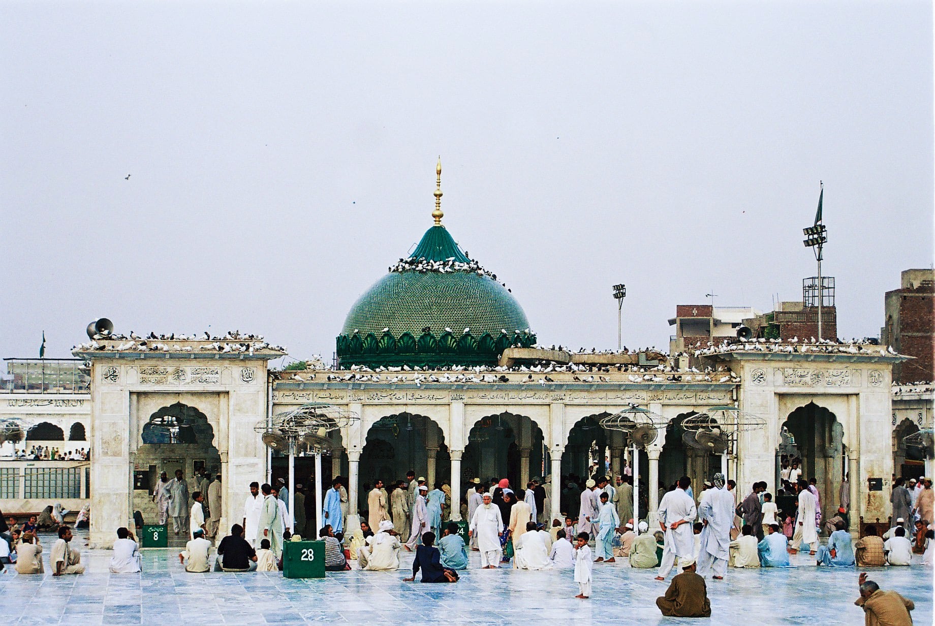 16 Must-Visit Places in Lahore